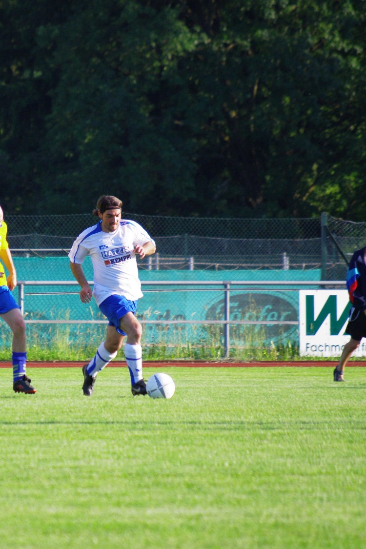 Unternehmen | Hatzis Edelstahlbearbeitung