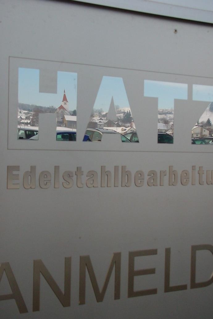 Unternehmen | Hatzis Edelstahlbearbeitung